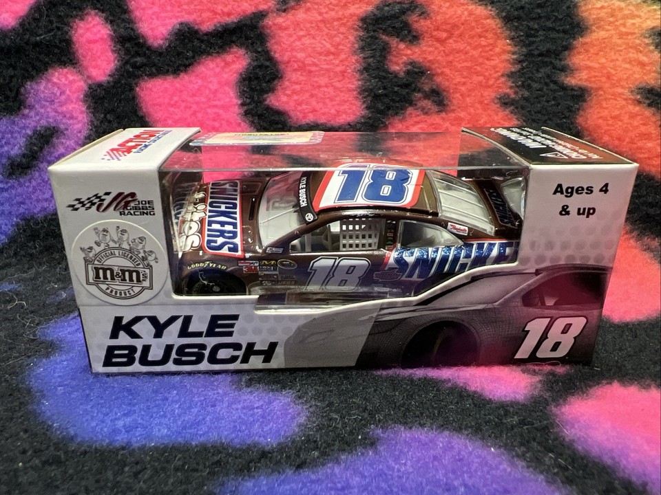 Kyle Busch #18 Snickers Bites 2013 Camry 1:64 Diecast | eBay