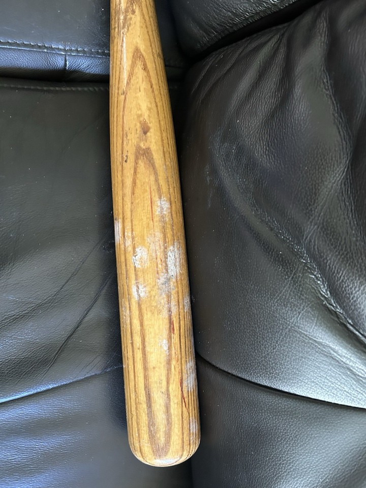 Milwaukee Brewers & A's All Star 3rd Baseman Sal Bando H&B Game Used ...