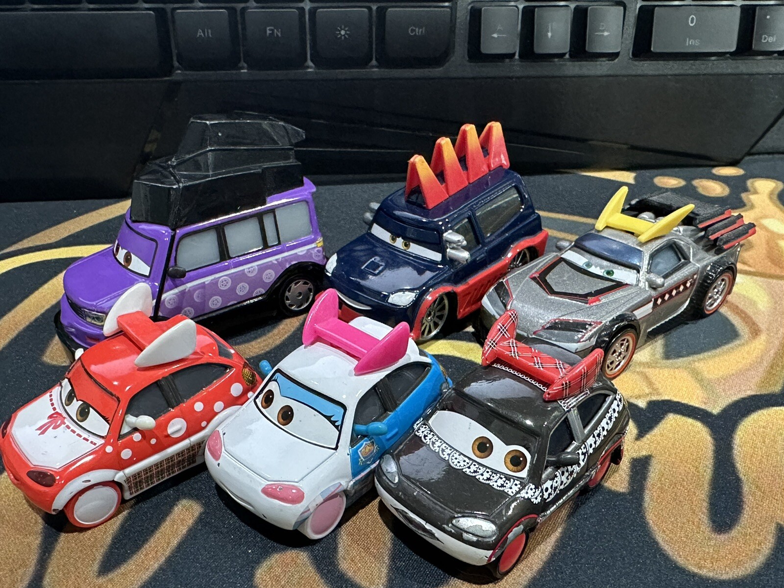 DISNEY PIXAR CARS 2 *Rare YOKOZA +CHISAKI +KABUTO +SUKI +HARUMI +KIMURA ...