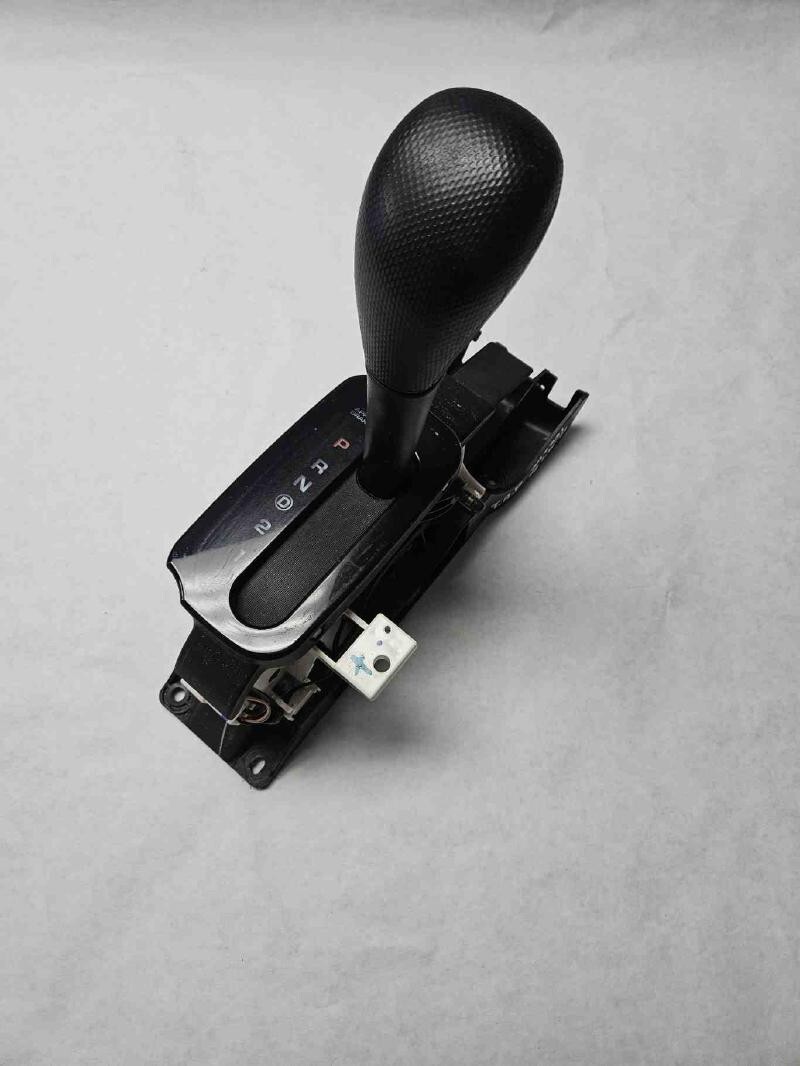 2006-2007 Jeep Liberty Automatic Trans Floor Gear Shifter Assembly OEM ...