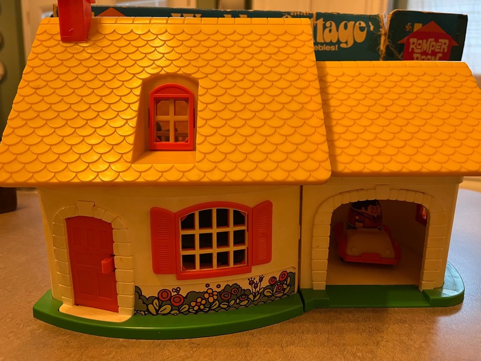 Vintage Weebles Cottage 1973 COMPLETE & BOX Romper Room Great Condition ...