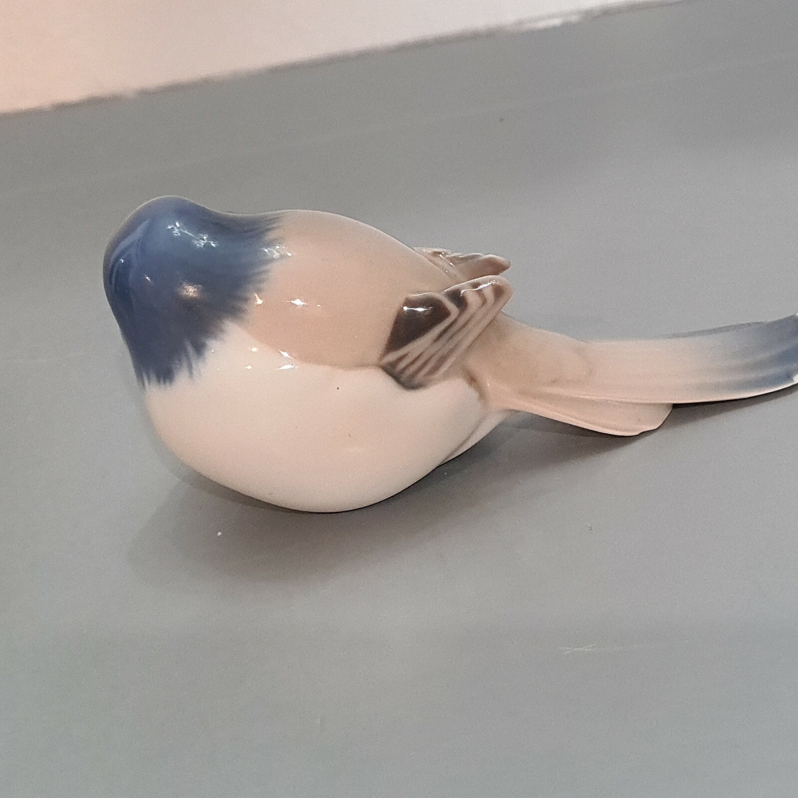 BING & GRONDAHL B & G PESSIMIST TITMOUSE BLUE BIRD FIGURINE #1635--READ ...