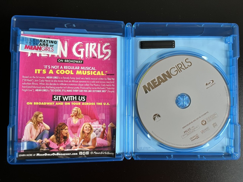 Mean Girls (Blu-ray, 2004) (slight damage to case) 32429318329 | eBay