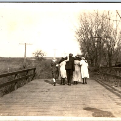 c1910s Womanizer Man w/ Ladies on Bridge RPPC Cute Aesthetics Real ...