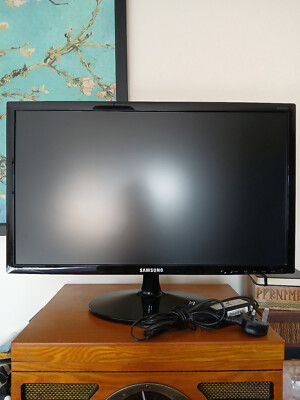 Samsung 24" LED Full HD Monitor S24D330H Office/Gaming 1920x1080 60Hz ...