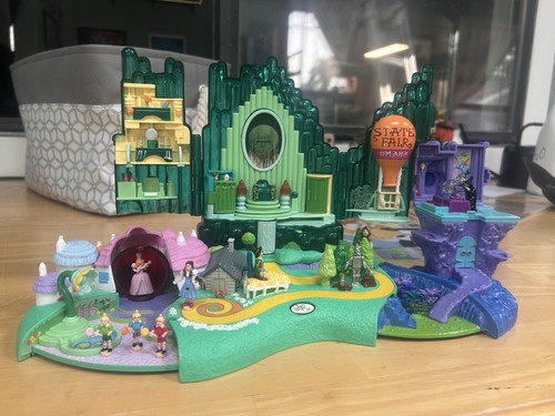 Out of Box Complete Mattel 2001 Wizard of Oz City Light Up Polly Pocket ...