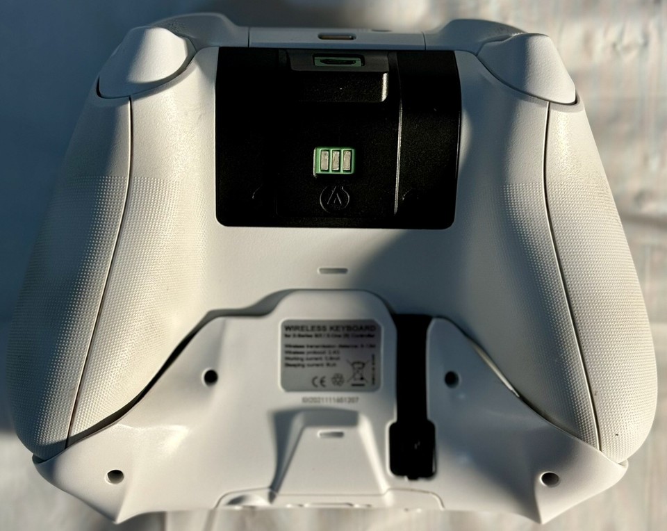 XBOX SERIES S LAPTOP BUNDLE w/ 4K Screen, Controller, Case, Remote ...