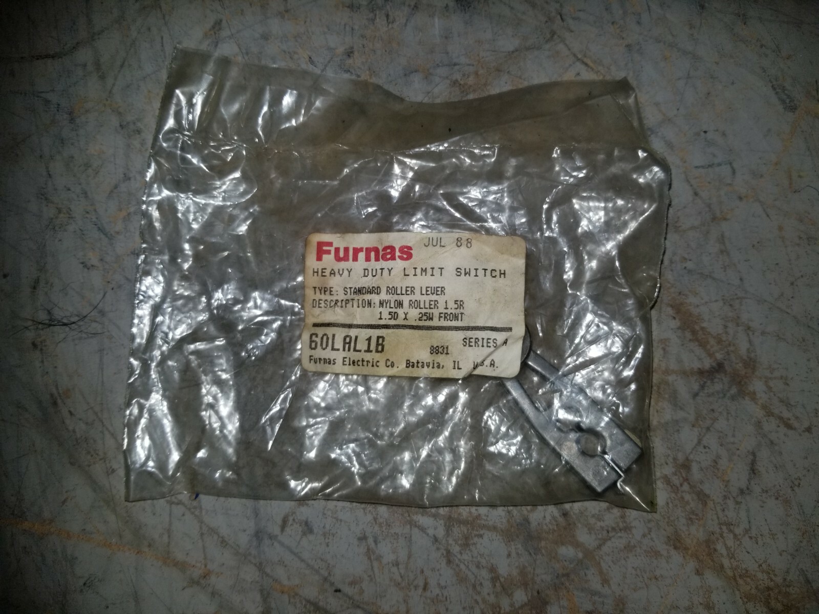Furnas Limit Switch Standard Roller Lever, Series A, 60LAL1B | eBay