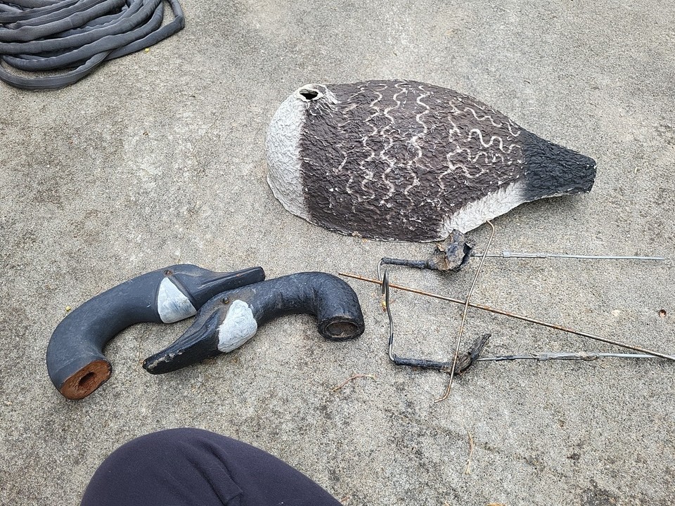 Vtg Victor Goose Decoy Body Canadian Honker Heads Parts Fiberglass ...