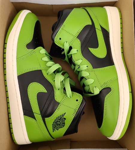 NEW Womens Size 7 Air Jordan 1 Mid Top Altitude Green Black AJ1 BQ6472 ...