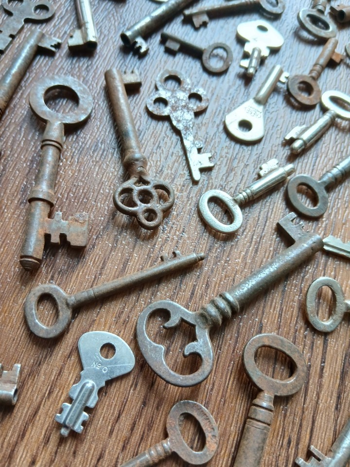 Vintage Keys. Cabinet Keys Furniture Keys. Job lot. 45 Mixed Keys ...