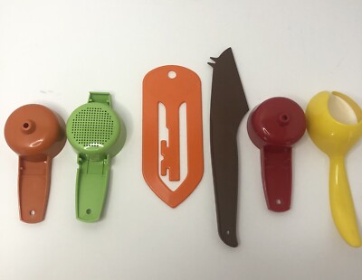 Vtg Tupperware Gadgets Lot-Egg Lifter,Mini Funnels,Sifter,Slicer & Page ...