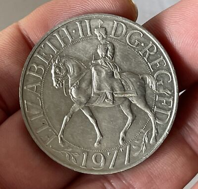 Vintage Queens Silver Jubilee 1977 Commemorative Issue Crown Coin | eBay UK