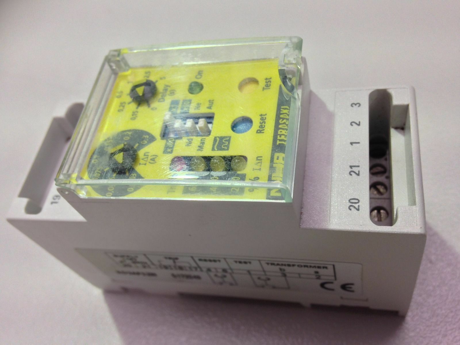 NHP Terasaki RD3AF12N Earth Leakage Relay Delta Din 2 Pole A115V 0,03 ...