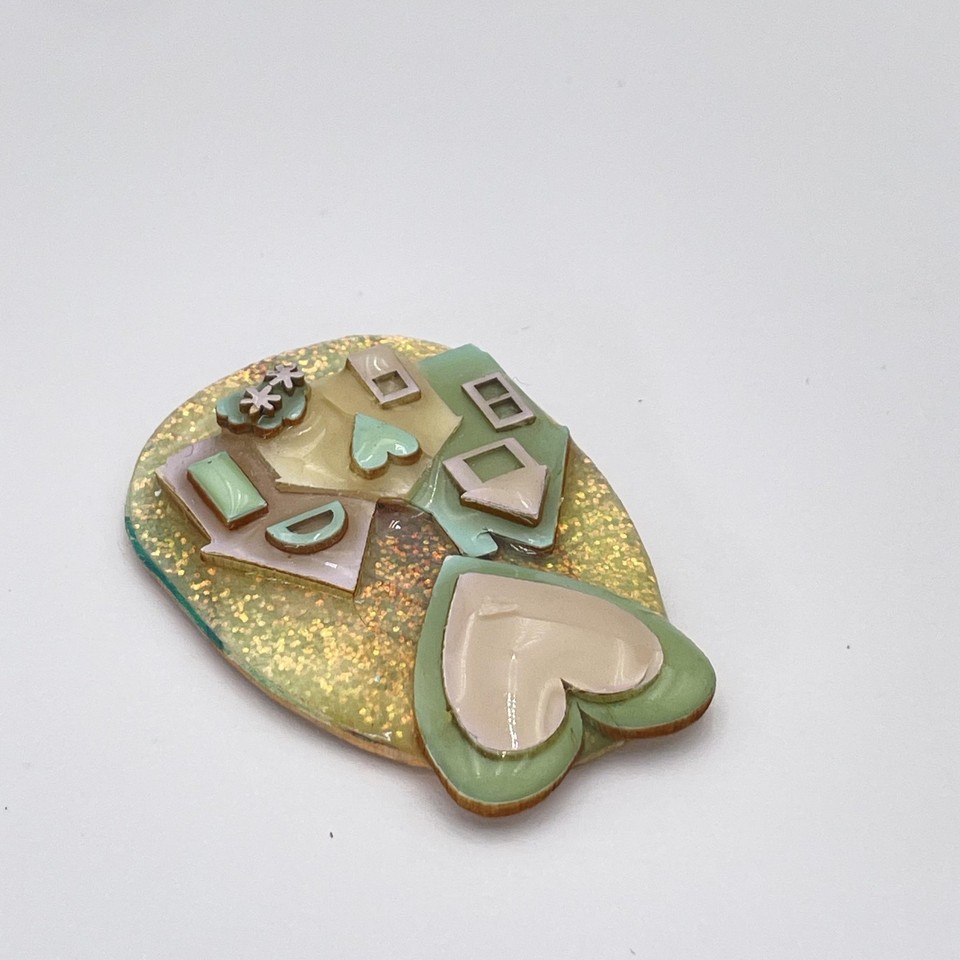 Lucinda House Pins Heart Houses Brooch Pin Pastel Multicolor Glitter ...