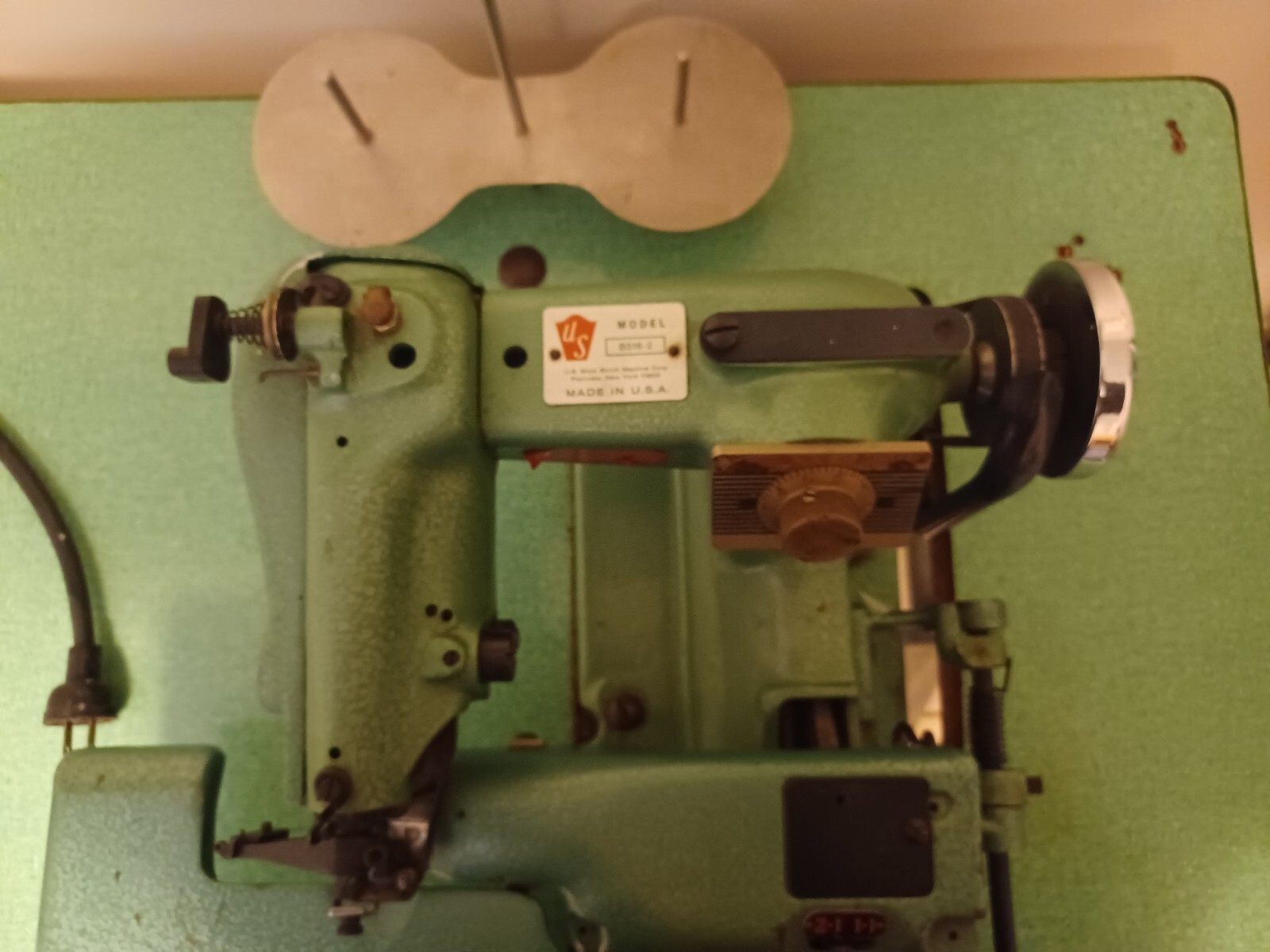 U.S. Blindstitch Model B518-2 Industrial Sewing Machine (w/Full Motor ...