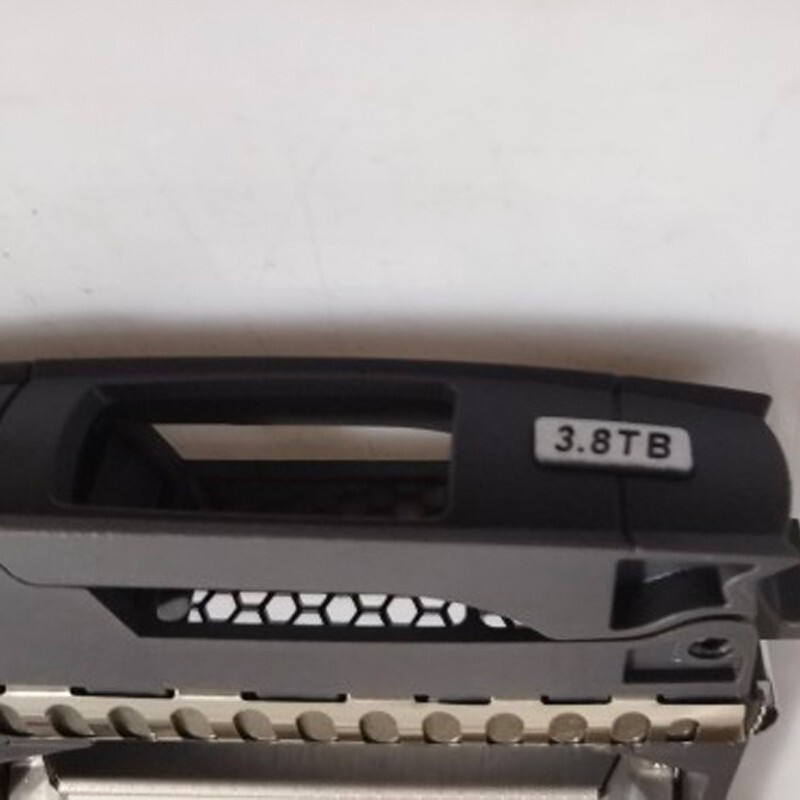 X356A-R6 NetApp 3.84TB SAS 12Gbps 2.5in Enterprise SSD MZ-ILS3T8A MZ ...