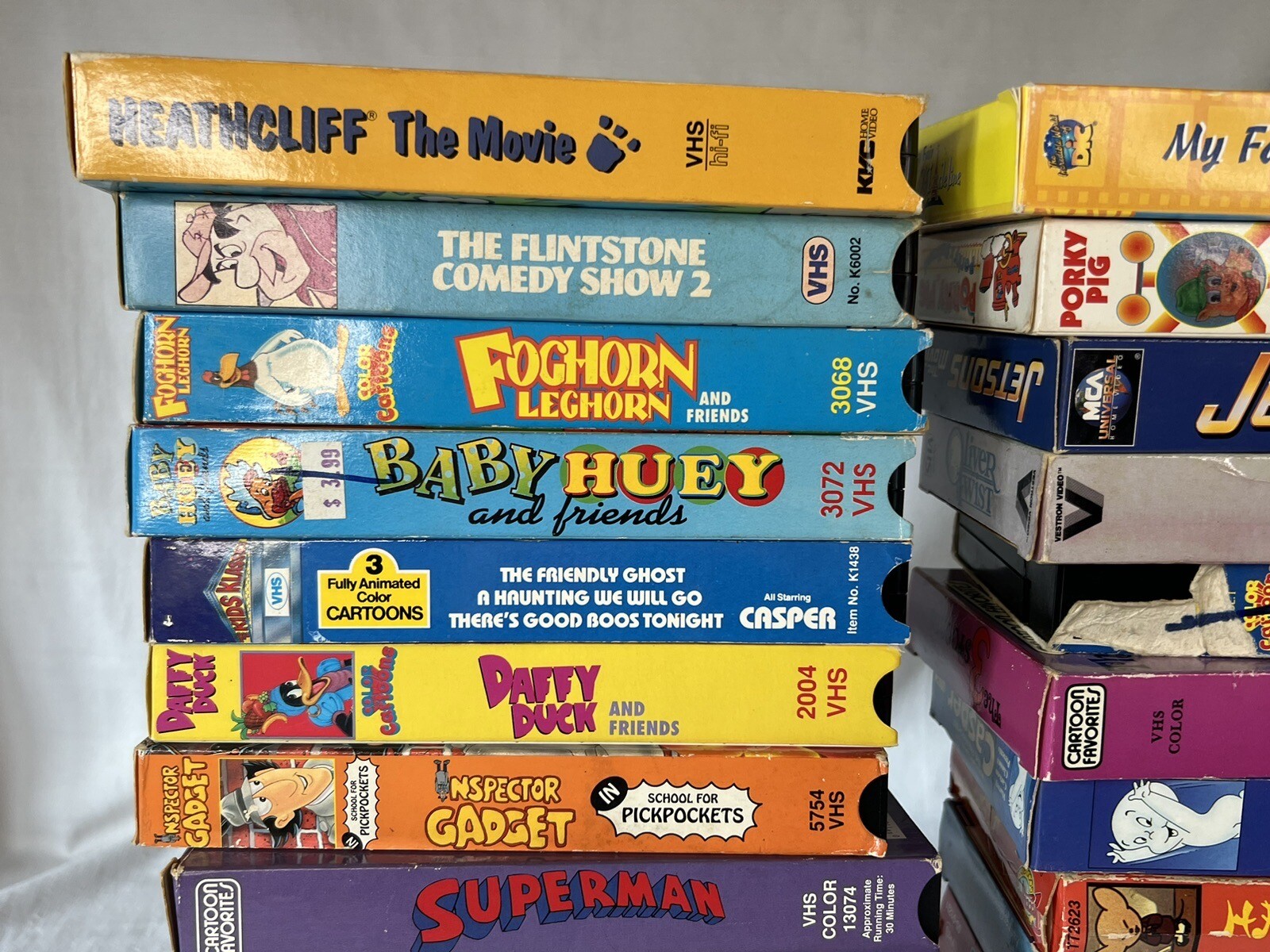 Classic Cartoons VHS Lot Of 28 Daffy Duck, Flintstones, Casper ...