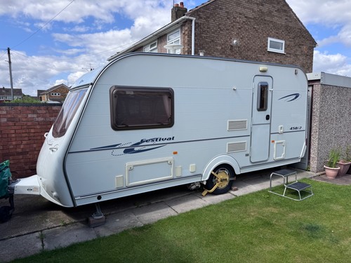 Coachman Amara - s 450/2 - 2 Berth Caravan - Complete starter setup! | eBay