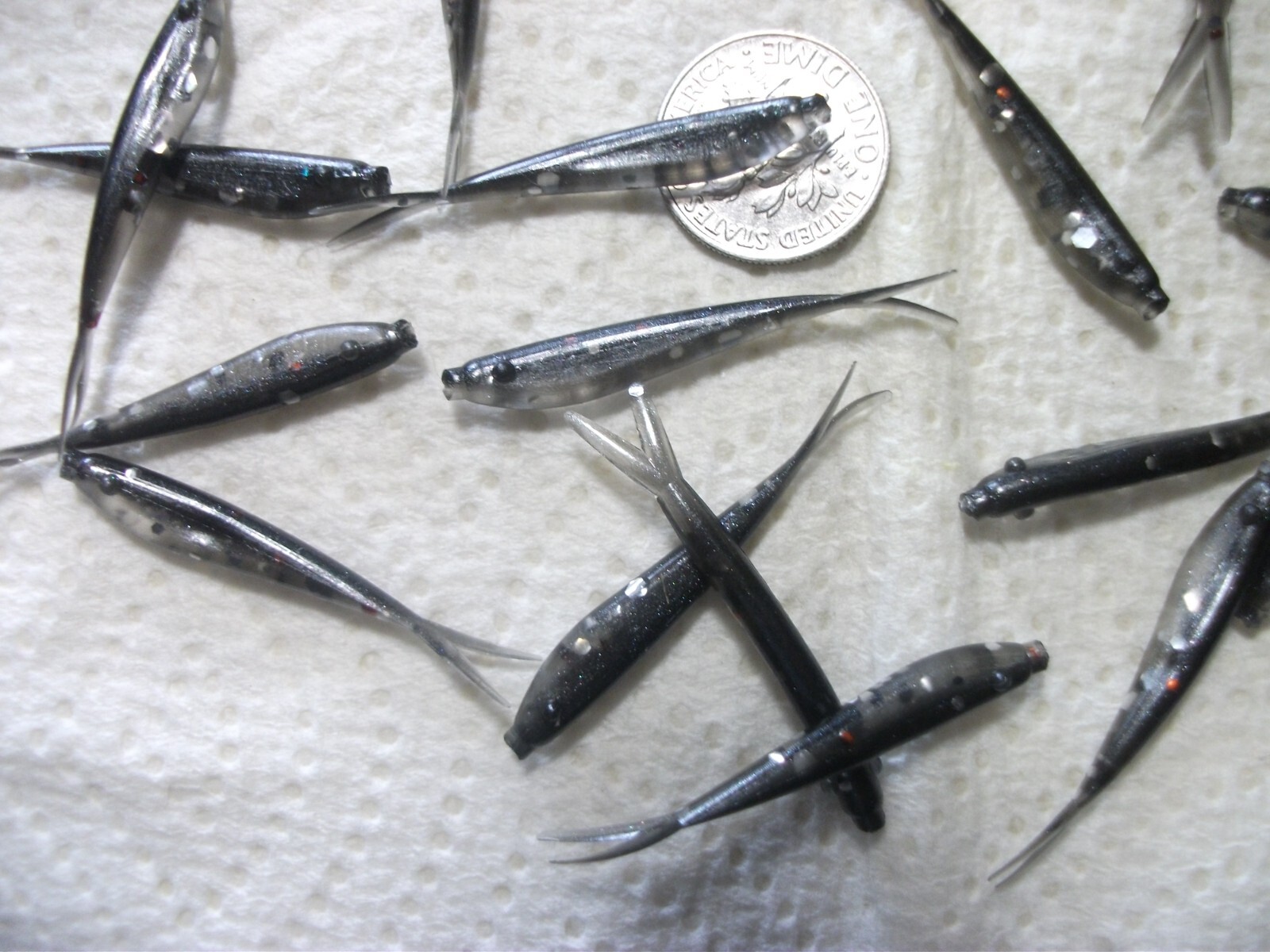 100-1 1/2"-CRAPPIE-PANFISH-MINNOWS-GRUBS-SOFT JIGS-SPLIT TAIL-flukes ...