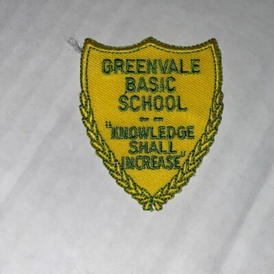 Greenvale Basic School Shield Knowledge Shall Increase Patch | eBay