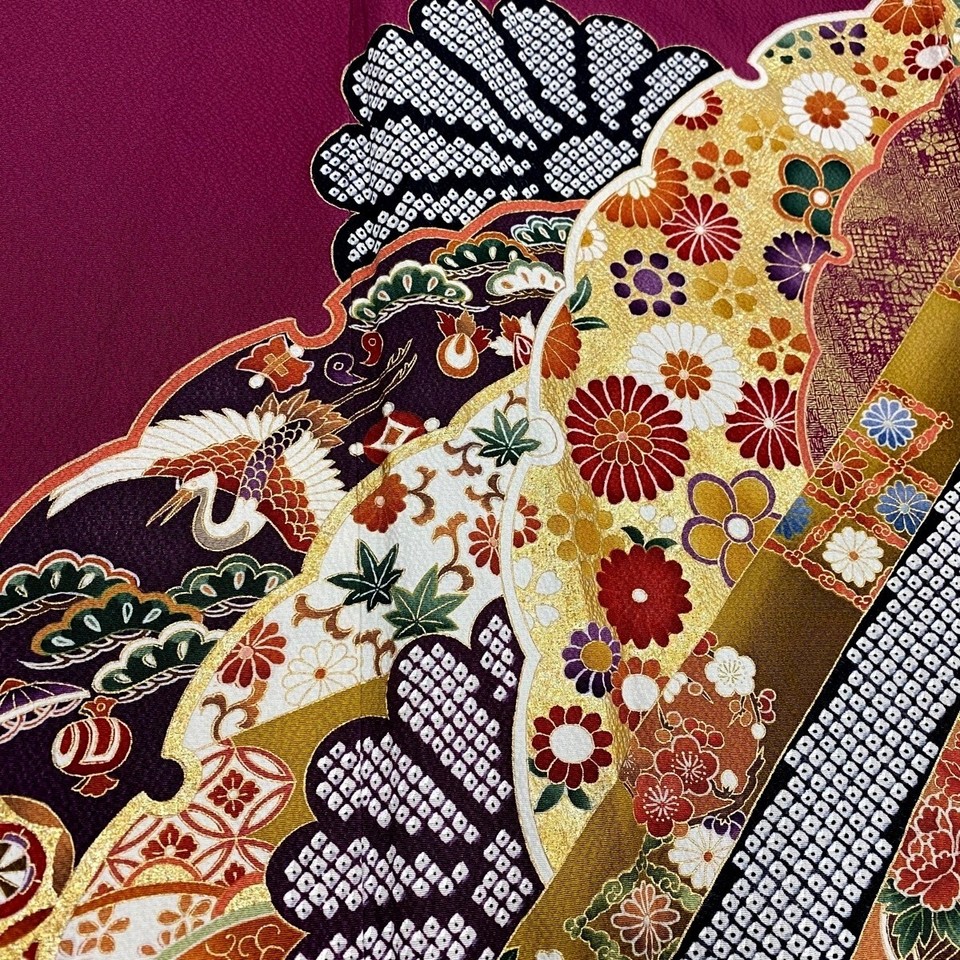 Japanese kimono SILK"FURISODE",Traditional pattern of flower,Gld leaf ...