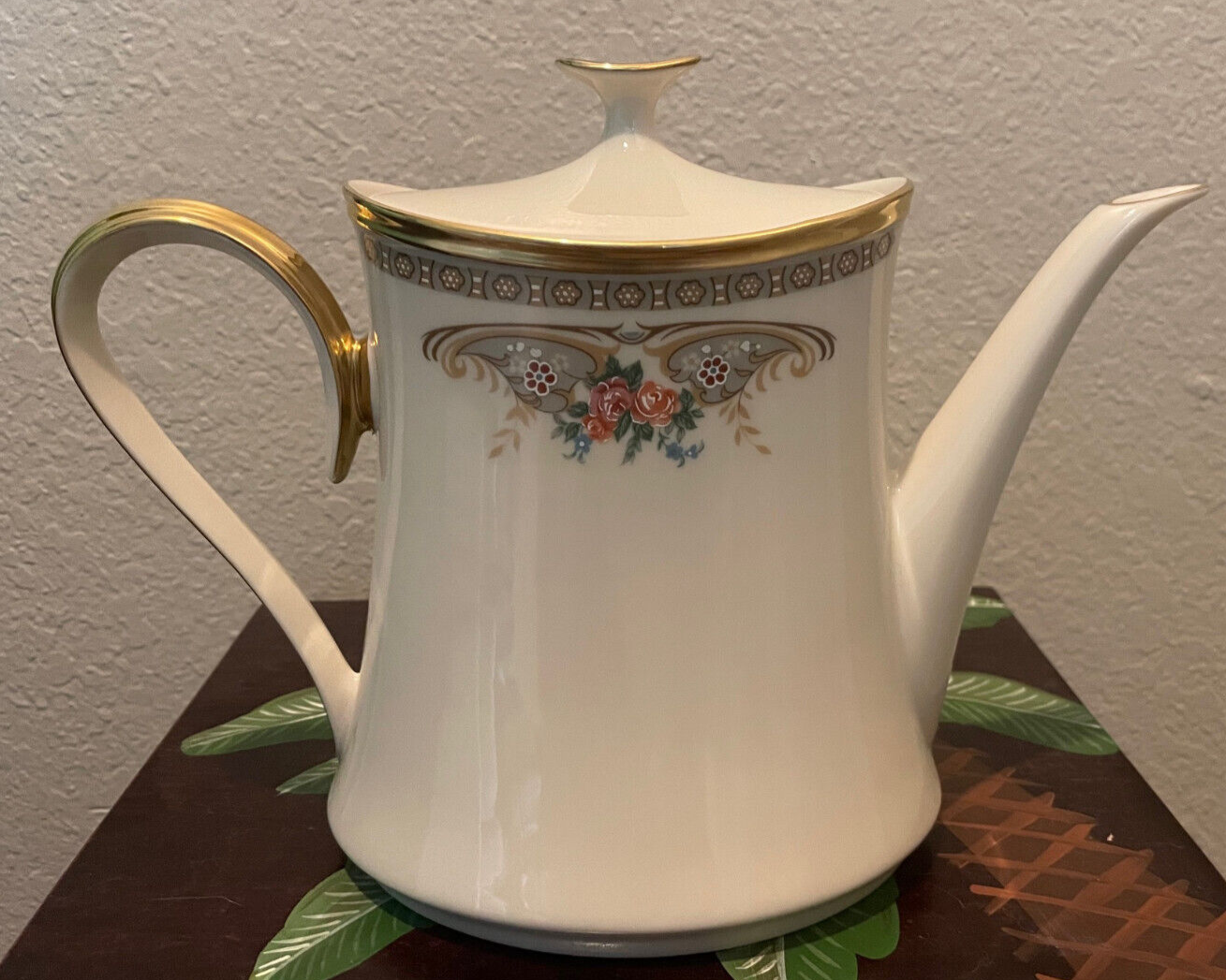 DISCONTINUED LENOX CHINA DIMENSION COLLECTION VERSAILLES PATTERN TEA ...