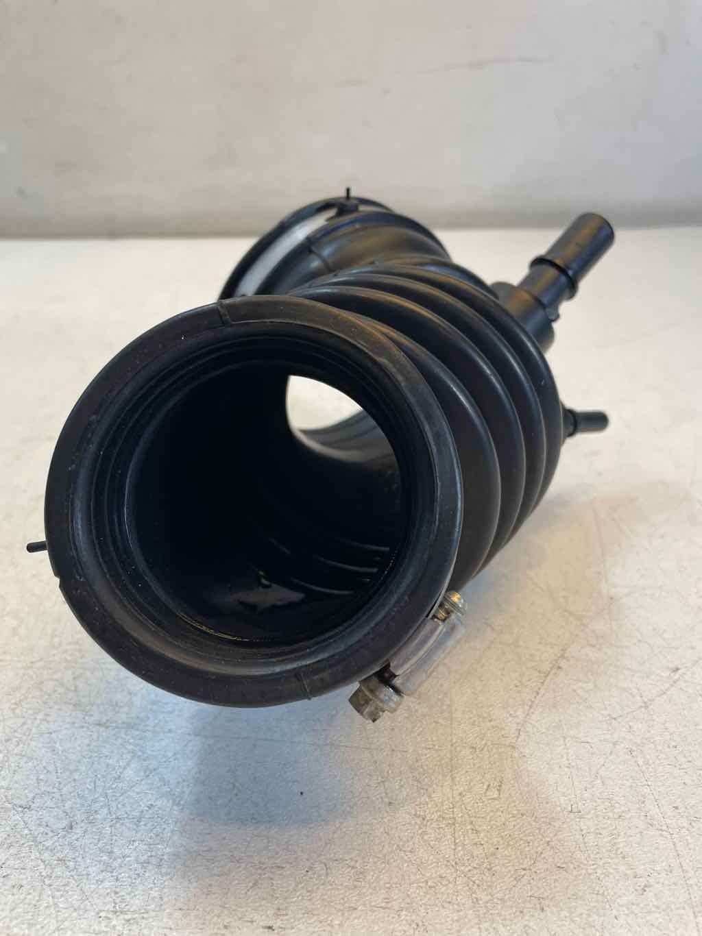 Ford 2.0l Air Intake Hose Tube Bv61-9c623-a OE Fits FORD FOCUS 2016 ...