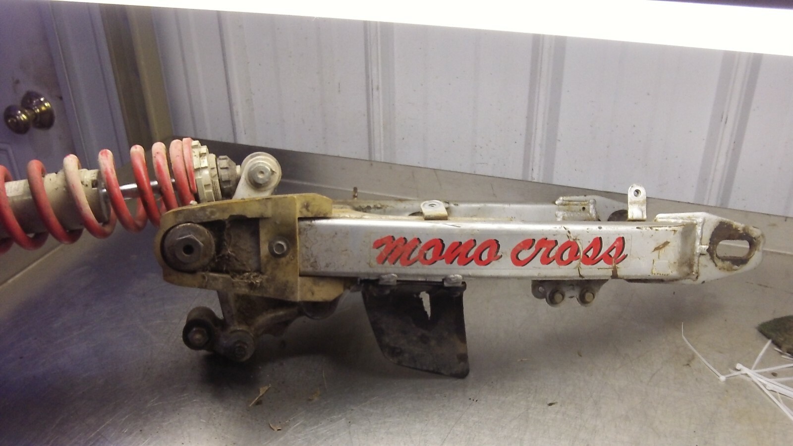 89 XT 350 Yamaha Rear Swingarm w Shock Link Main Bolt 1989 XT350 T5-9 ...