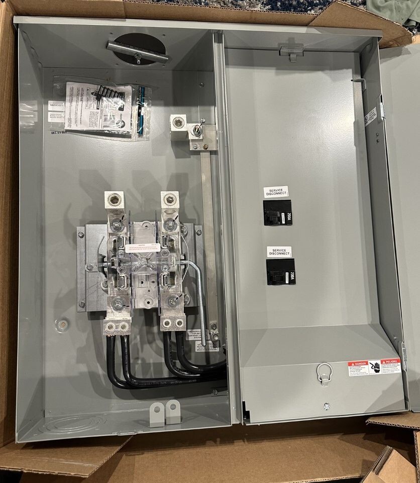Siemens 400 Amp Meter combo base With 2 200 Amp Breakers NEW ...