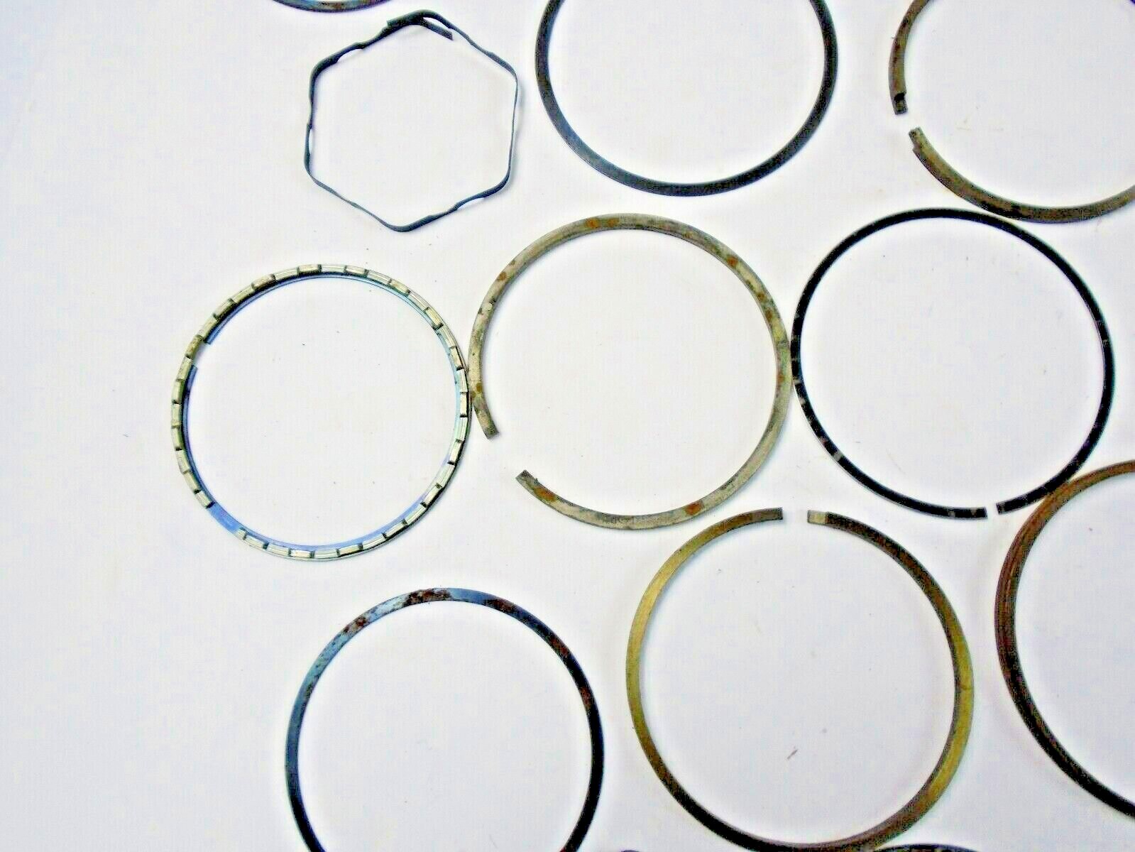 Vintage Piston Rings Lot of 28 Many Different Sizes and Styles Decor ...