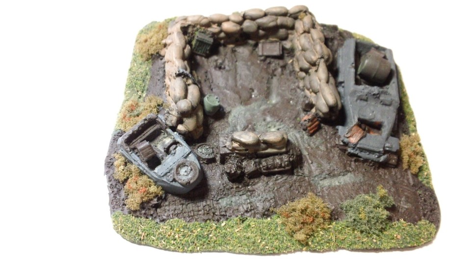 15MM OBJECTIVE MARKER Base with Damaged vehicles from WW2 Painted Use ...