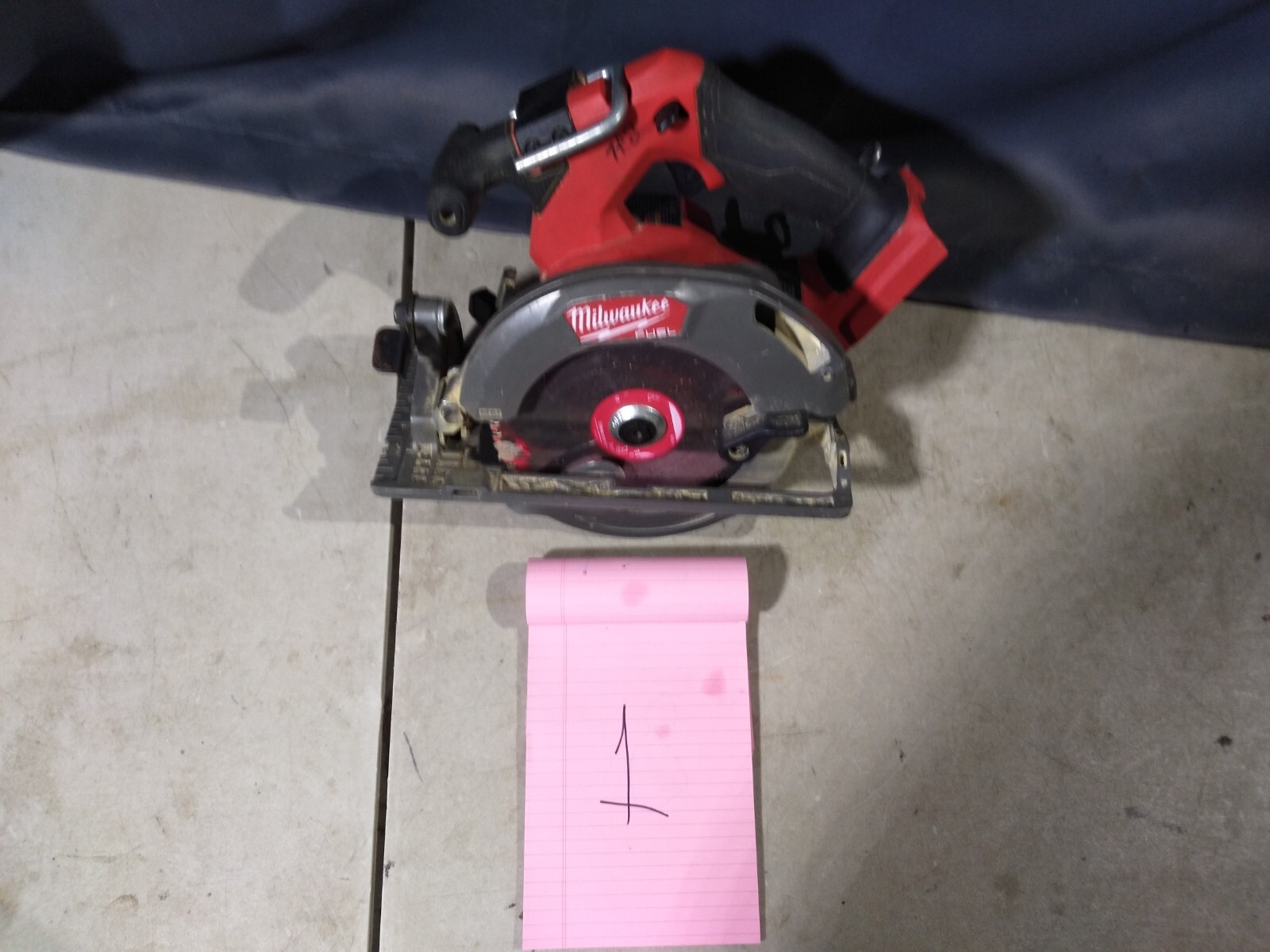 Milwaukee 2833-20 M18 FUEL Brushless Cordless 6-1/2 in. Circular Tool ...