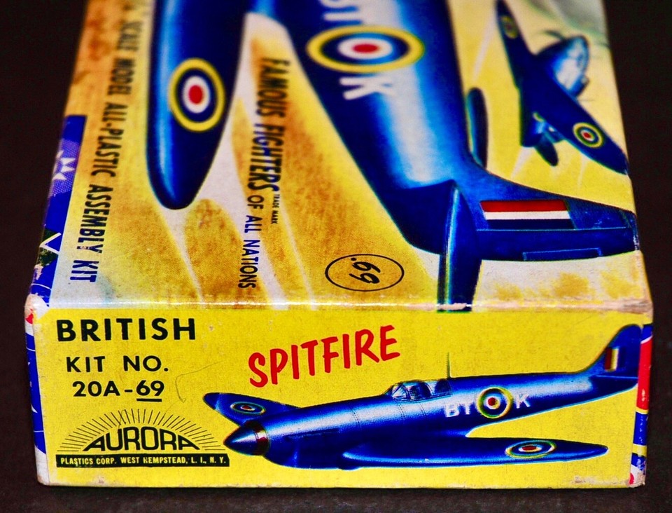 AURORA KIT NO. 20-69 FAMOUS FIGHTERS BRITISH SPITFIRE MODEL KIT... 1956 ...