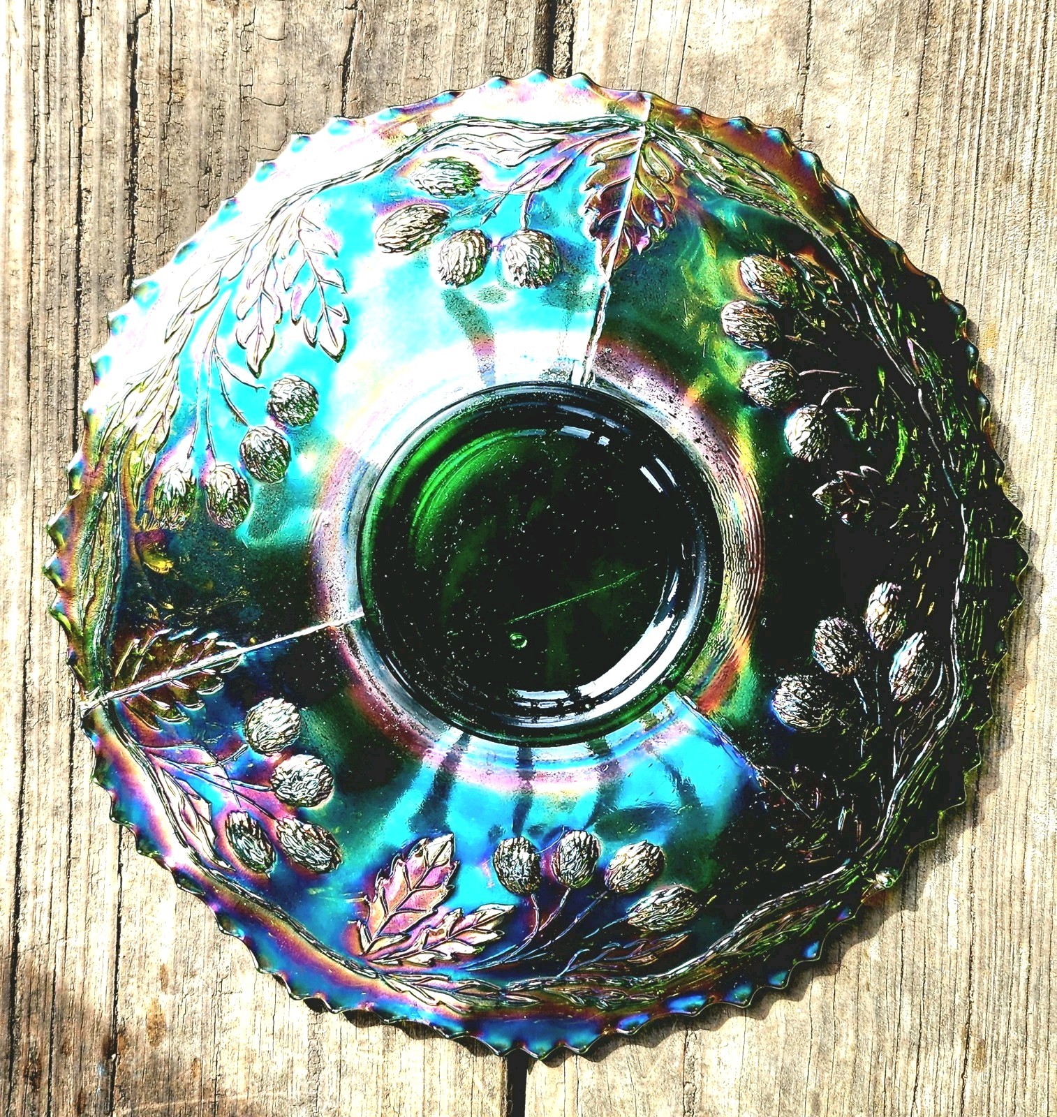 Carnival Glass FENTON Peter Rabbit GREEN Plate EXCELLENT SHAPE ...