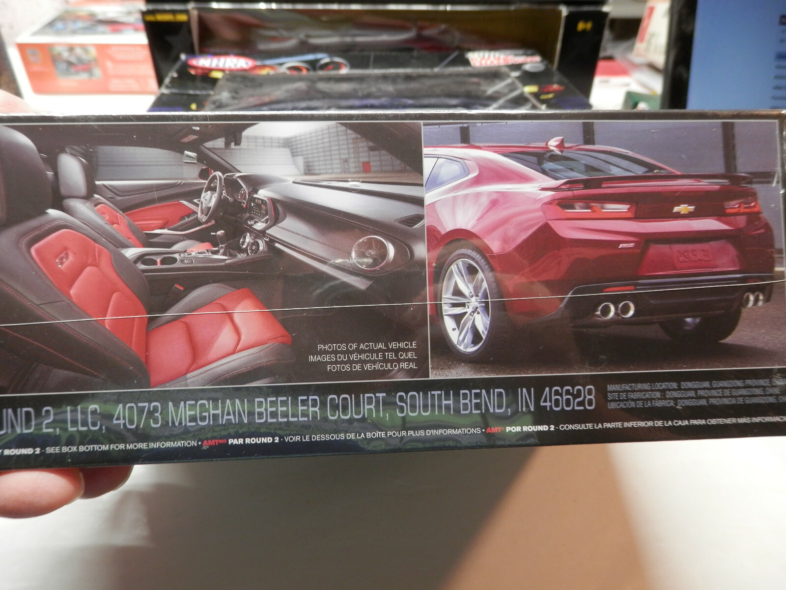 AMT 2016 camaro ss1/25 MODEL KIT #982M/12 f/s snap tite molded in red ...