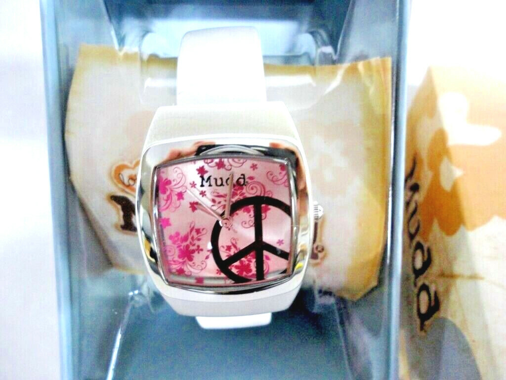 Mudd PEACE SIGN WATCH White Hinged Cuff Bracelet Flowers For Women ...