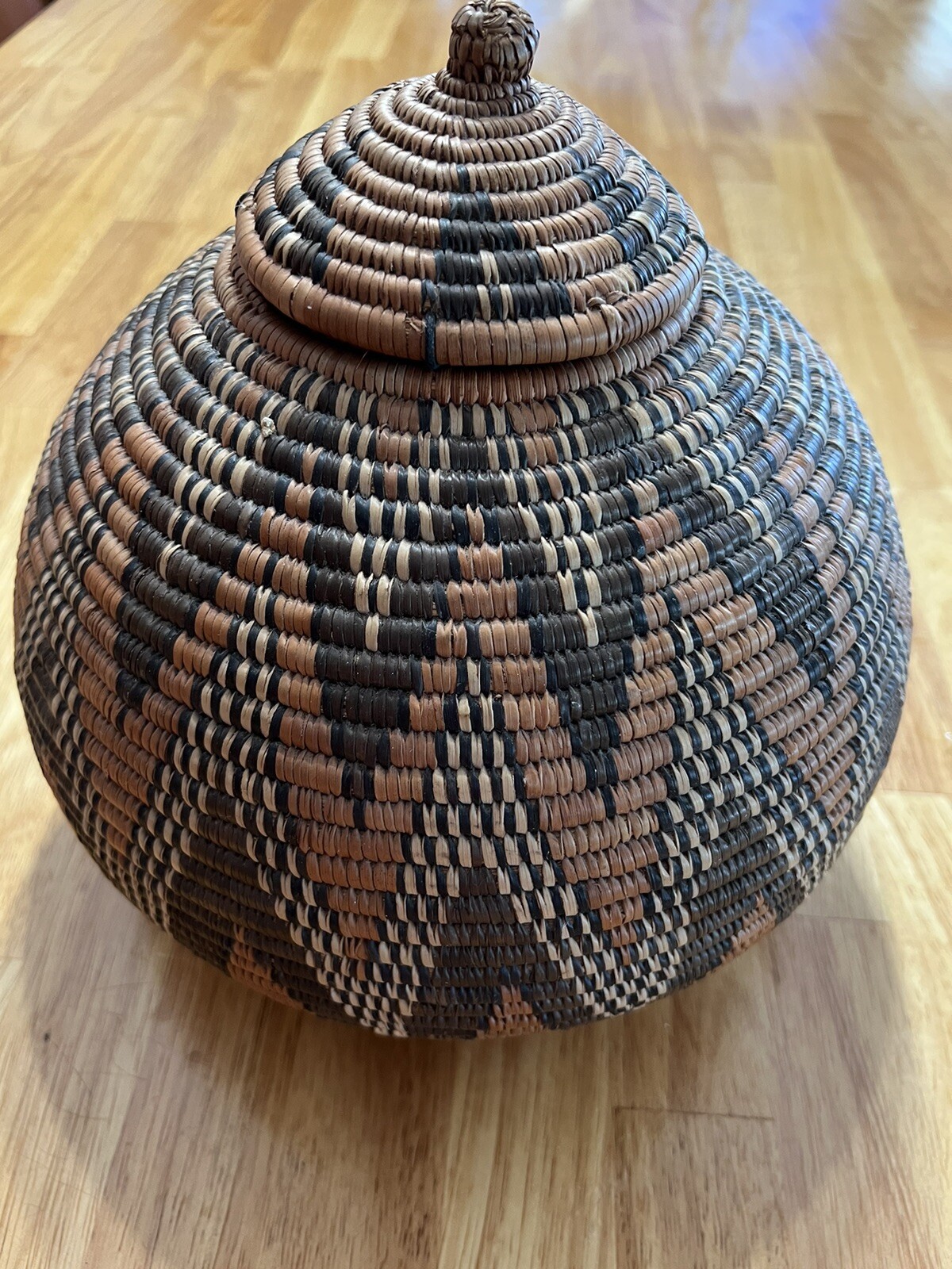 Vintage South African Handmade Zulu Ilala Palm Ukhamba Basket 10”H ...