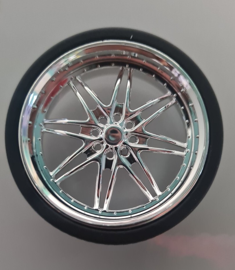 1/18 SCALE WHEELS & TYRES (4) SET WITH DISC & RODS - 4CM WIDE, 1.5CM ...