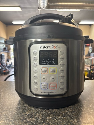 Pre Owned Viva 80 8Qt Pressure Cooker INSTANT POT INSTAPOT (QUI003553 ...