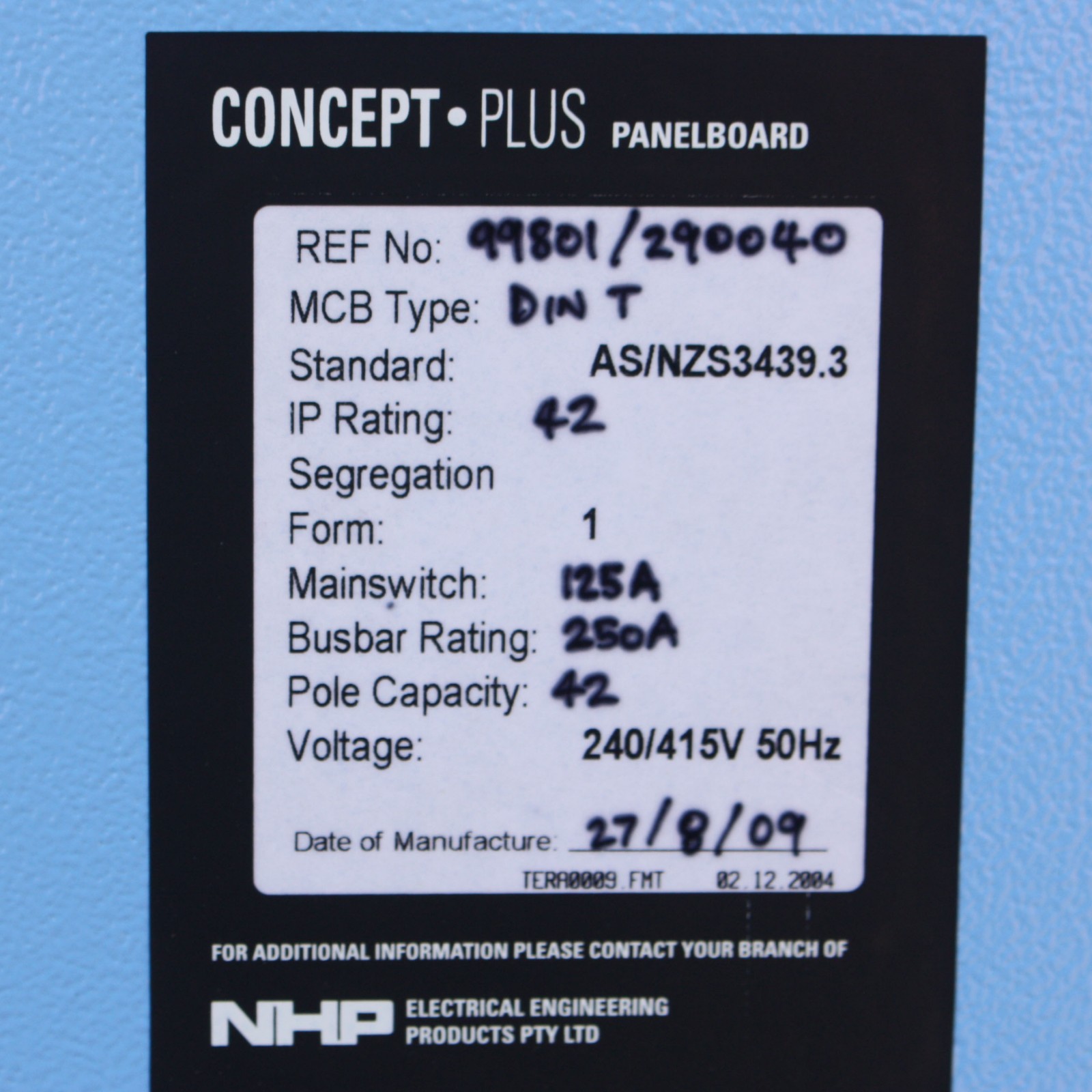 NHP Concept panelboard distribution switchboard 125A main switch 250A ...
