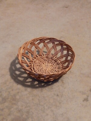 Vintage Wicker Twig Weaved Lap Over Pattern Candy/fruit Basket Bowl 8 ...