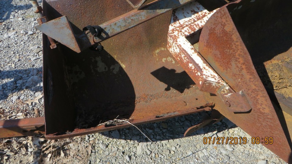 MF MASSEY FERGUSON INDUSTRIAL TRACTOR LOADER THINK MF30 | eBay