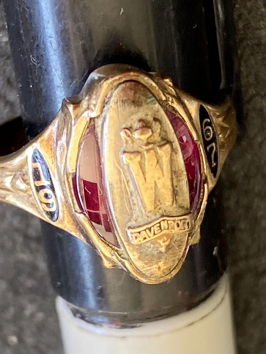 University Of Iowa Law School Graduation Rings