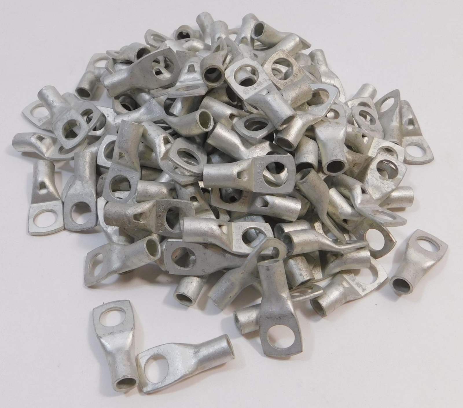 lot of 149 Burndy HYLUG YAV4C-L2 Uninsulated Ring Tongue Terminal 3/8 ...