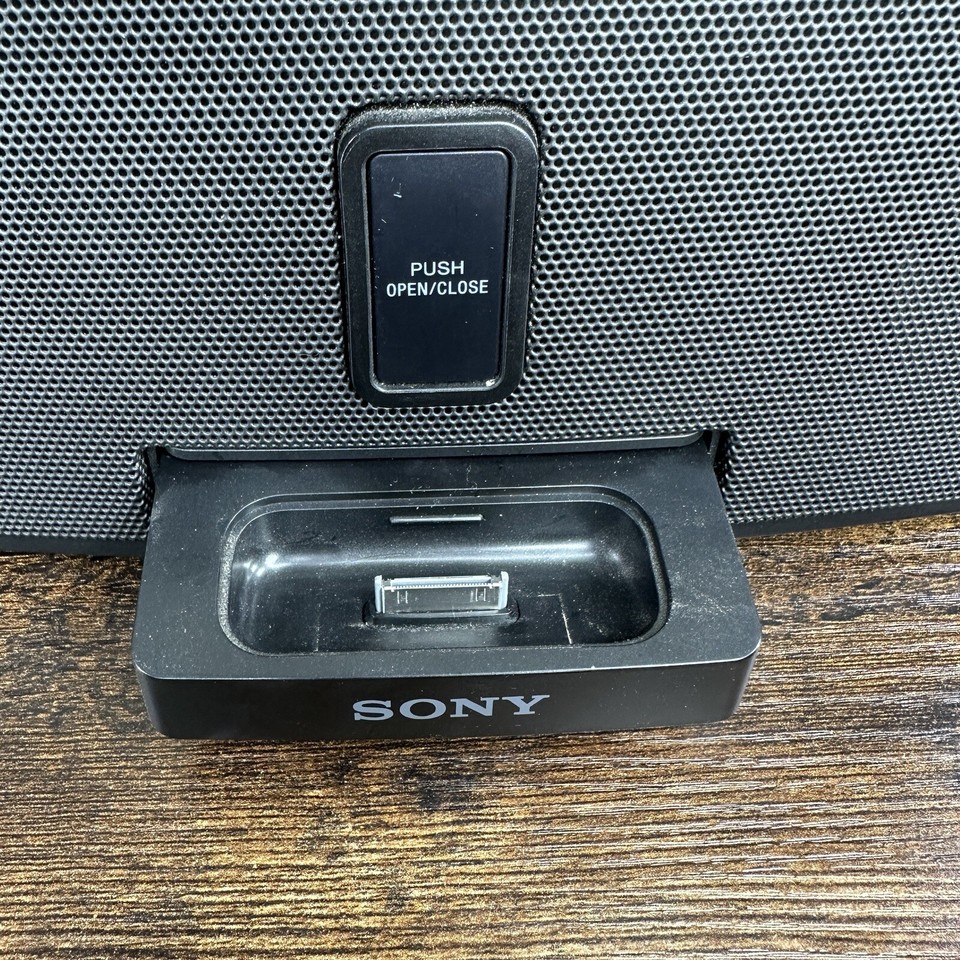 Sony ZS-S2iP CD-Player AM-FM Radio iPod Dock Stereo Boombox CD-R RW ...