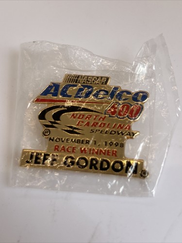 NASCAR ACDelco 400 North Carolina Nov. 1, 1998 Jeff Gordon Winner Lapel ...