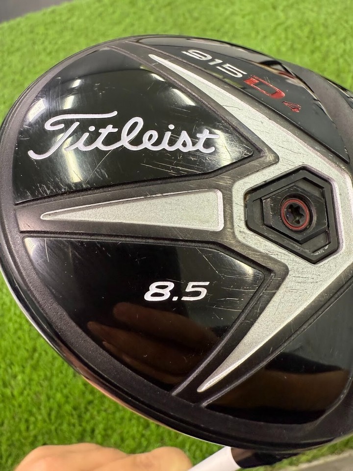 Titleist 915 D4 Driver - 8.5 Degree - Regular Shaft | eBay