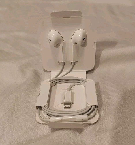 Apple Earpods iPhone Wired Lightning Cable Earbud Headphones White | eBay