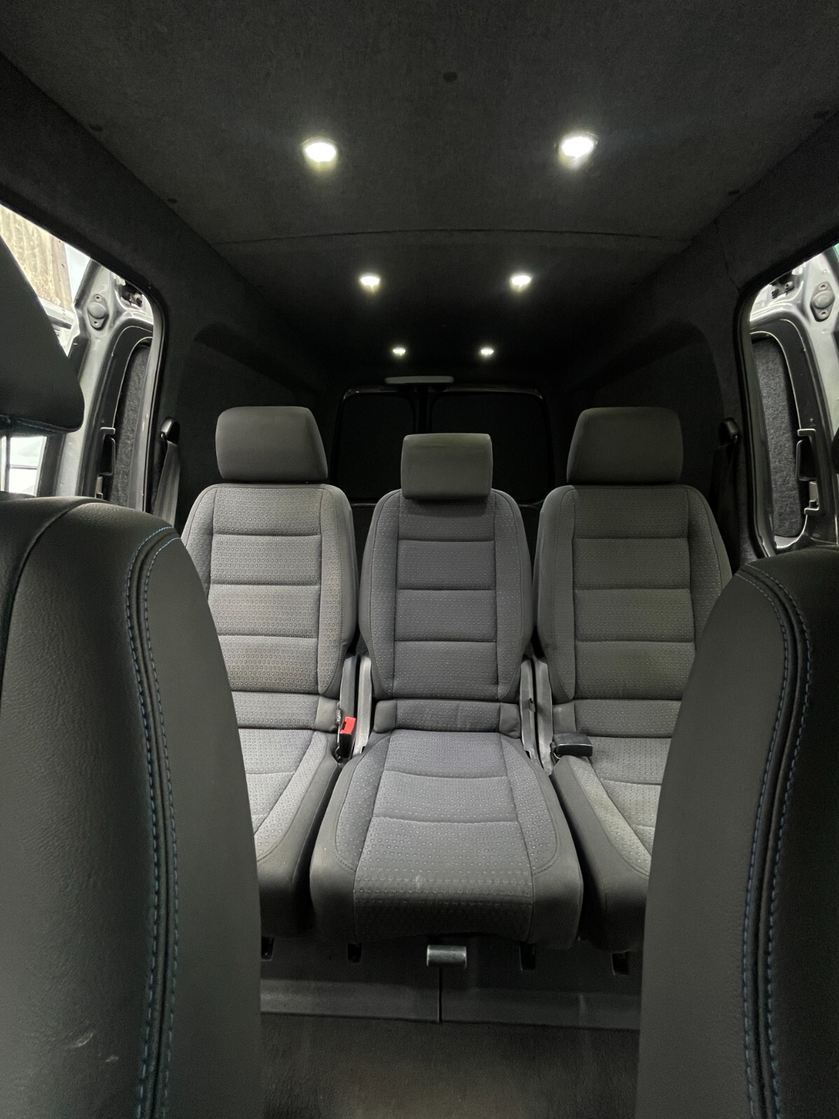 VW CADDY REAR SEAT CONVERSION QUICK RELASE - FITTED - SWB - MAXI 1+1+1 ...